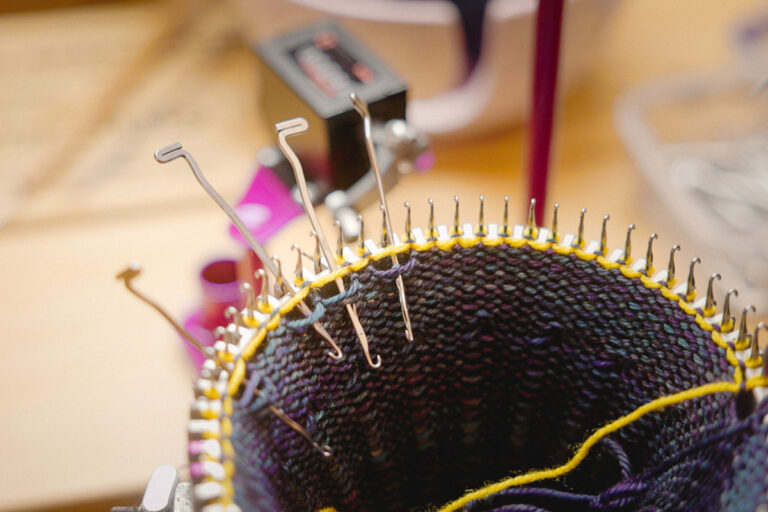 Fix Dropped Stitches on your Circular Sock Knitting Machine Easily ...
